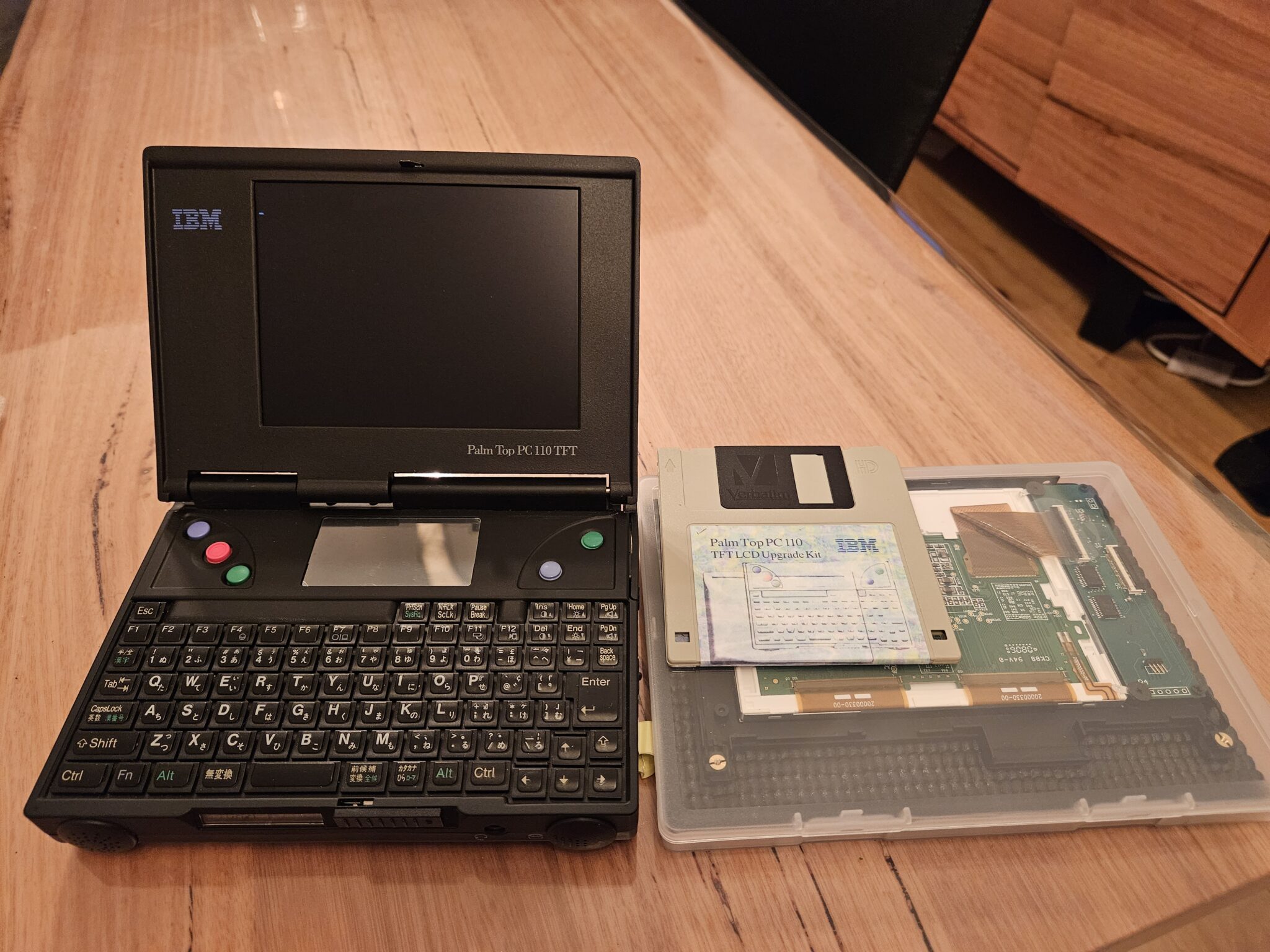 IBM PC110 TFT Upgrade Kit - Gadget Retro